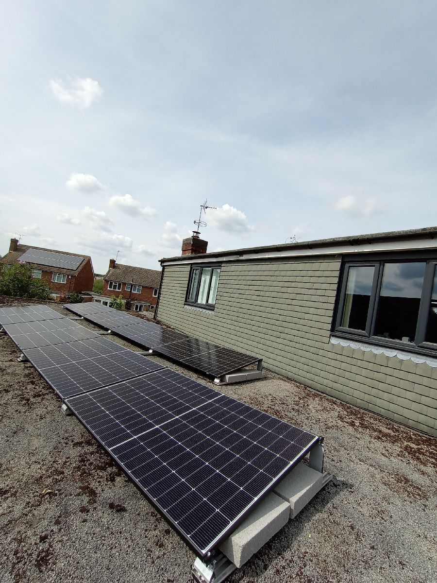 How Solar Panels Reduce Emissions & Improve Air Quality